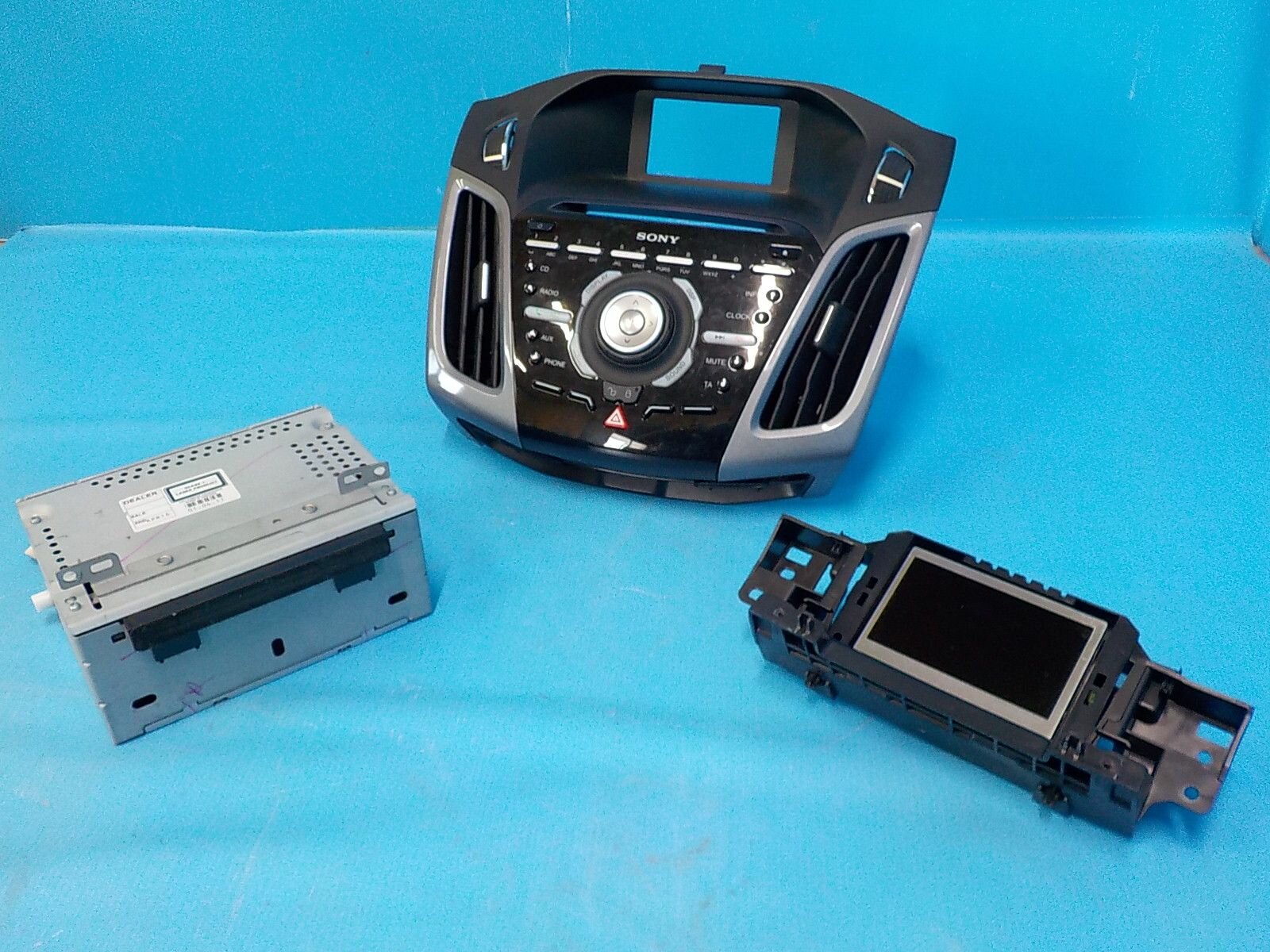 Магнитола (комплект) Ford Focus 3 2011-2019 BM5T18C815XF - Б/У