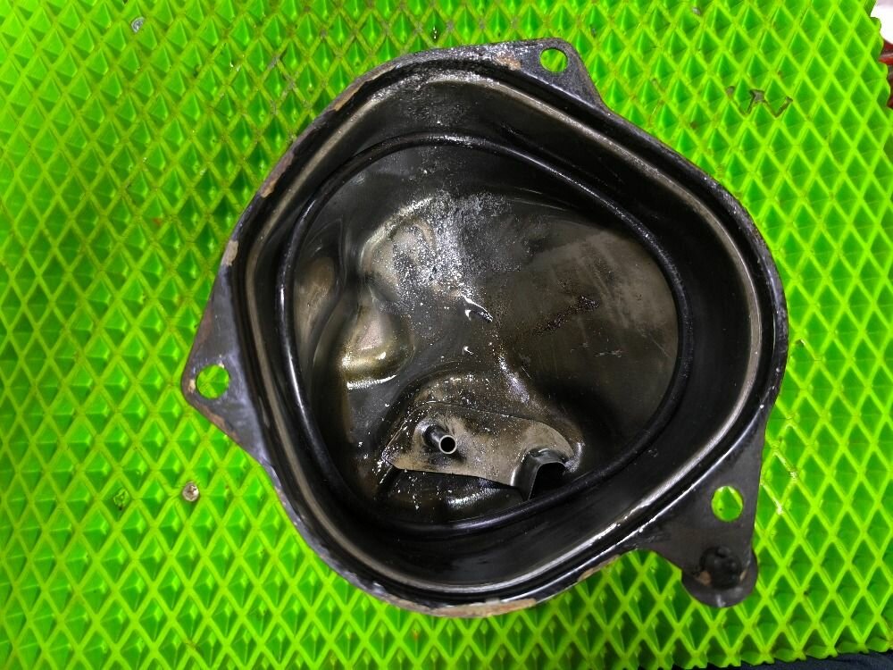 Крышка 5 передачи LADA LARGUS JR5549 8200297214