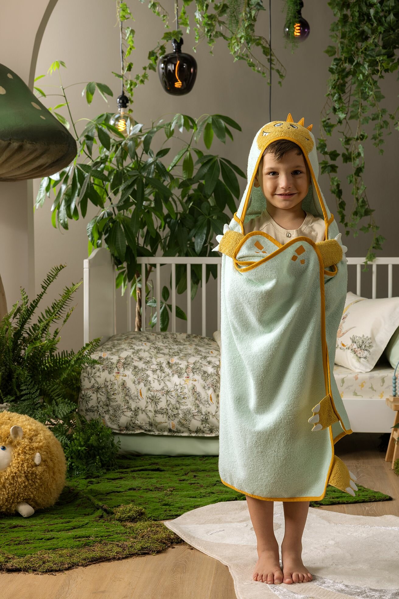 Динно св. зел. Полотенце с капюшоном 70х130, 1 пр, 100% хлопок, 330 г/м2