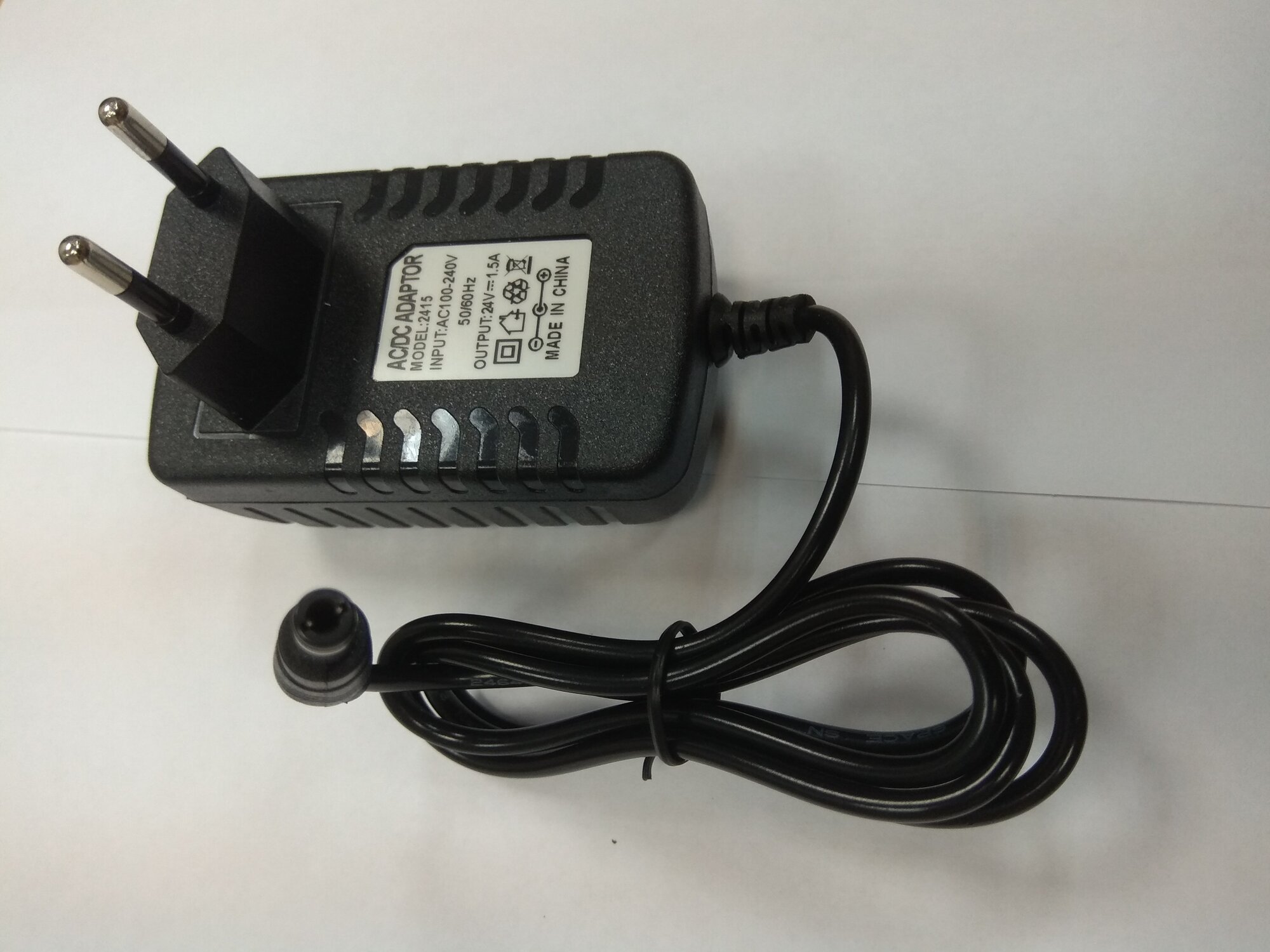 Блок питания AC 5.5x2.5мм, 36W (24V, 1.5A), с вилкой