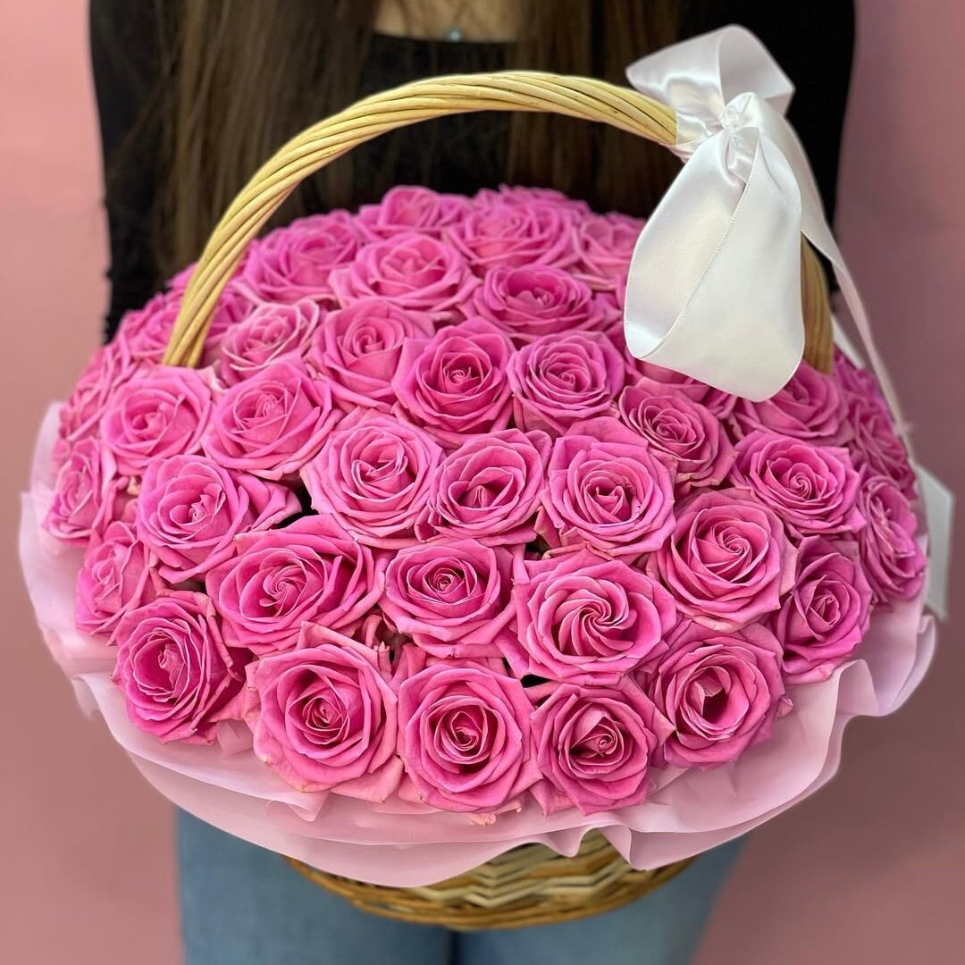Букет из розовых роз 51 шт в корзине, красивый букет цветов, шикарный, премиум цветы, премиум букет