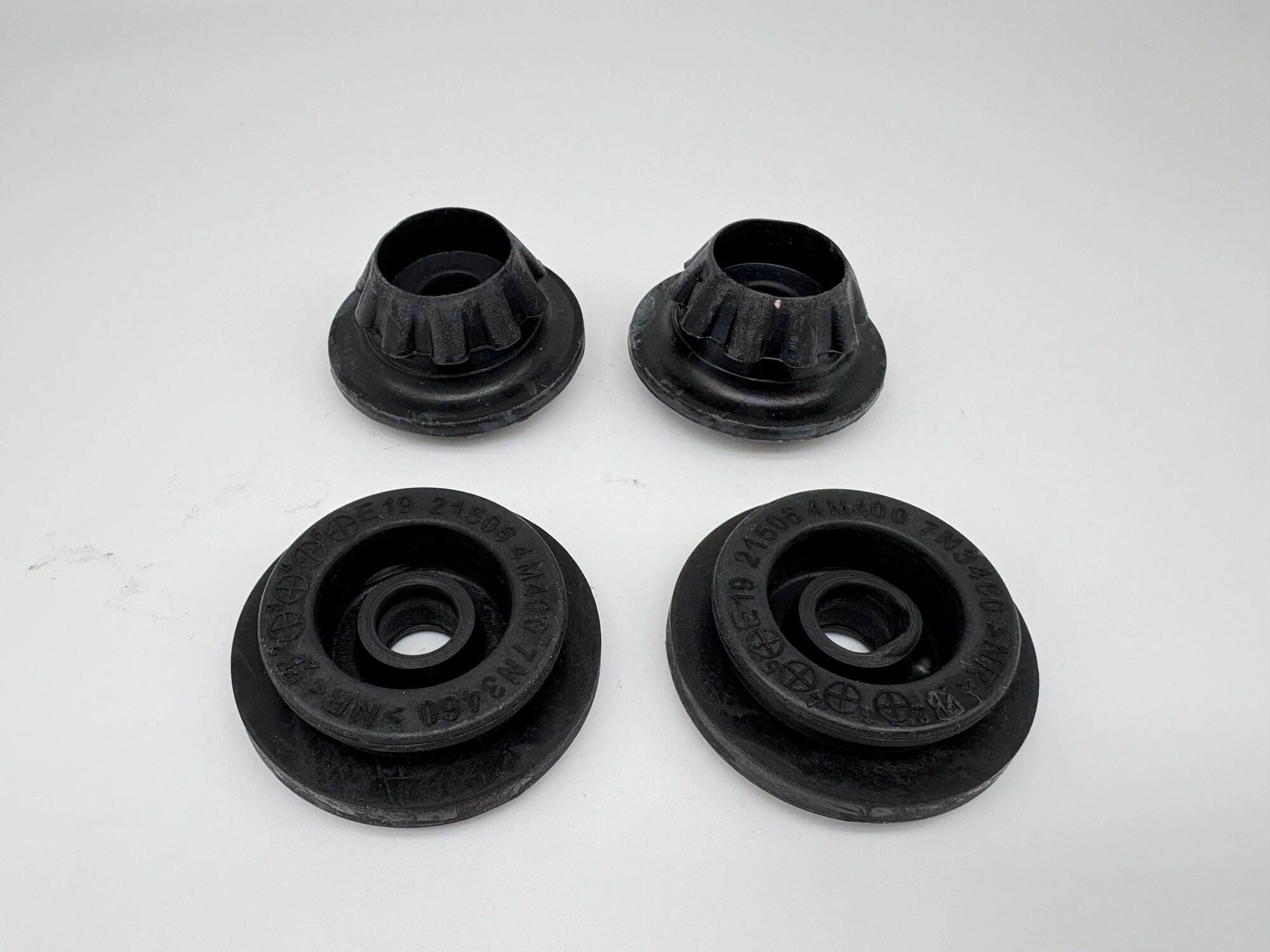 Для Nissan Micra K12 K13 2003 2004 2005 2006 2007-2022 March Renault Pulse Автомобильный верхний нижний кронштейн крепления радиатора, набор втулок Upper Lower 4pc