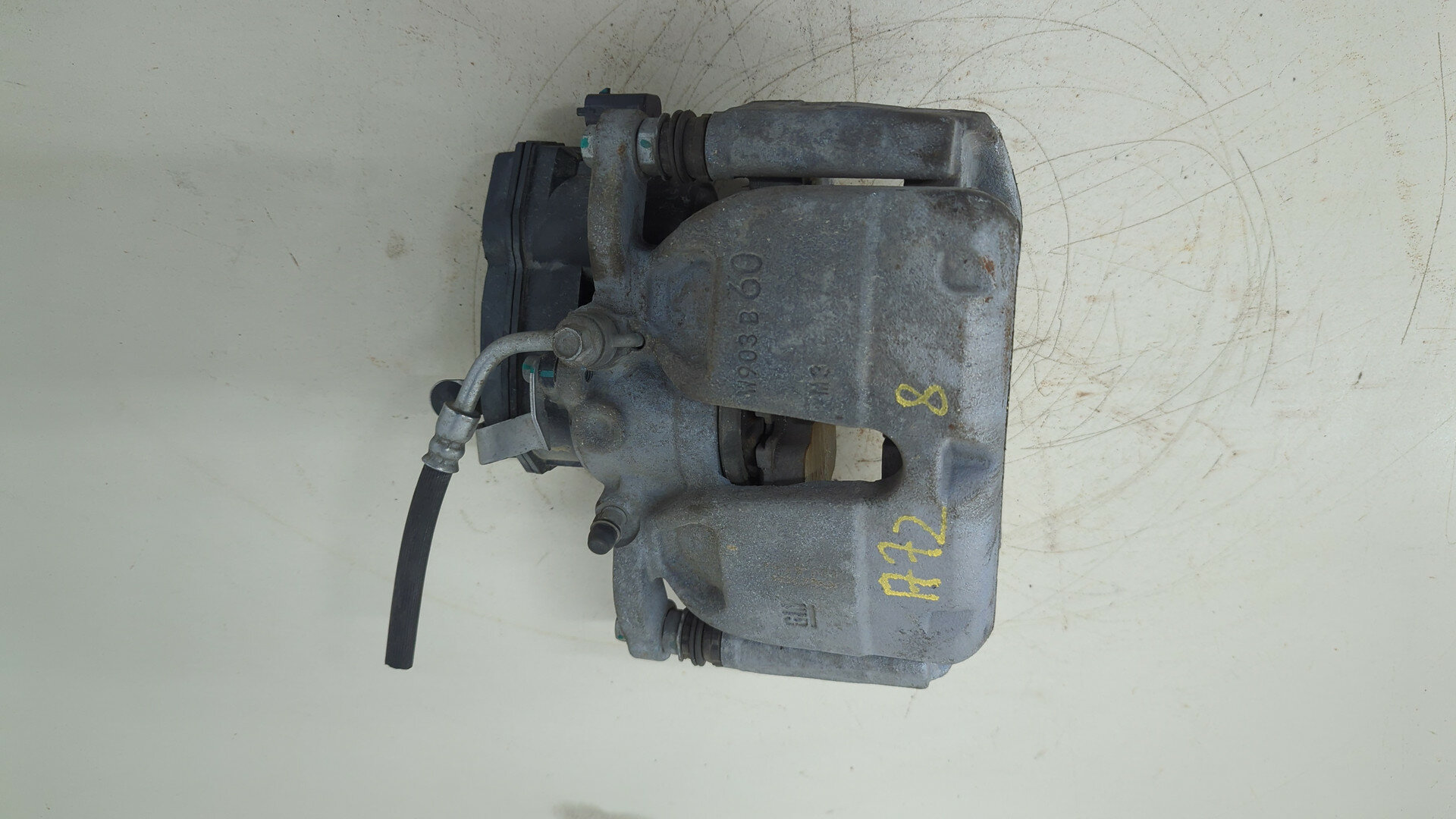 Суппорт правый передний Chevrolet Trailblazer 2019- Б/У