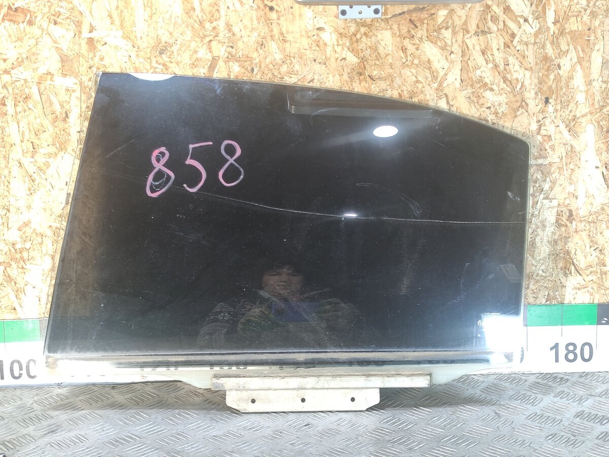 Стекло двери задней левой TOYOTA Avensis 2003 2008 6810405100