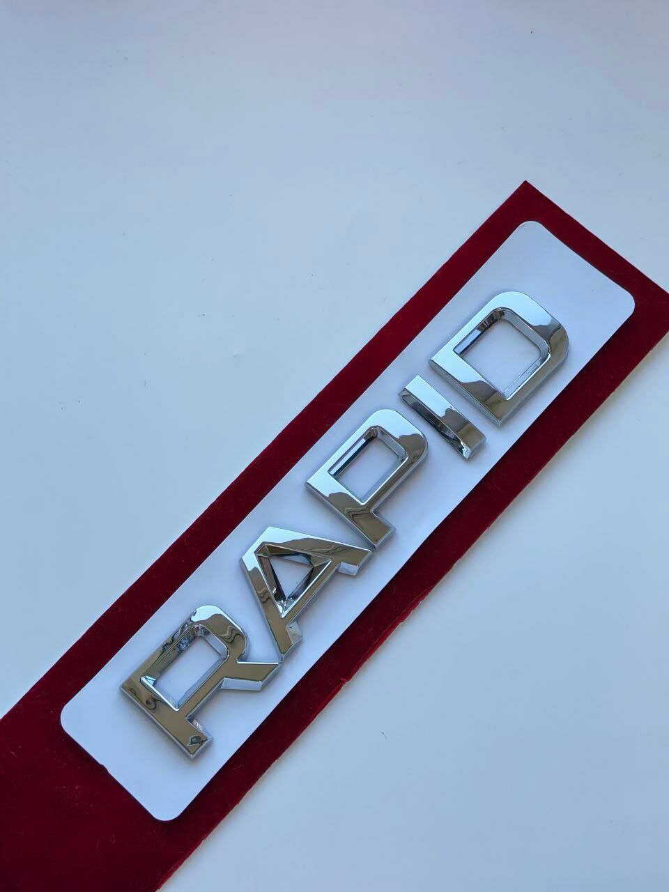 Надпись Rapid для Skoda, шильдик Рапид на Skoda (1 шт.)
