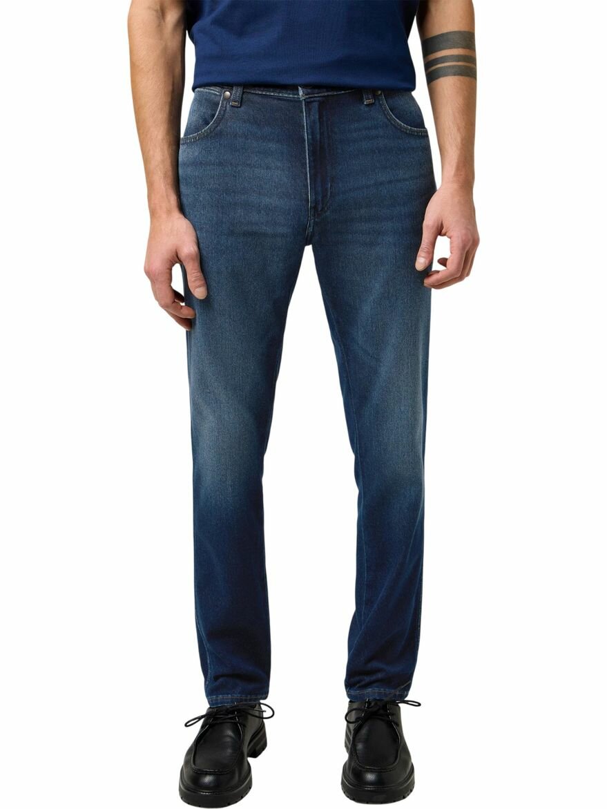 Джинсы зауженные Men River Tapered Jeans 