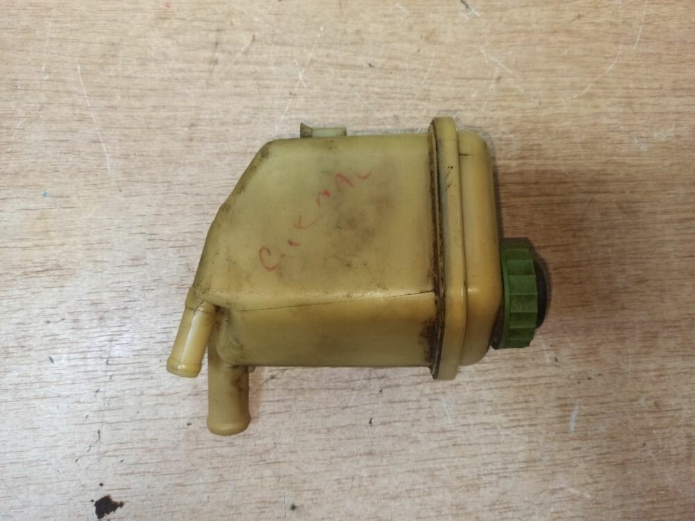 Бачок гидроусилителя ГУР Volkswagen Touareg 7L0422371C