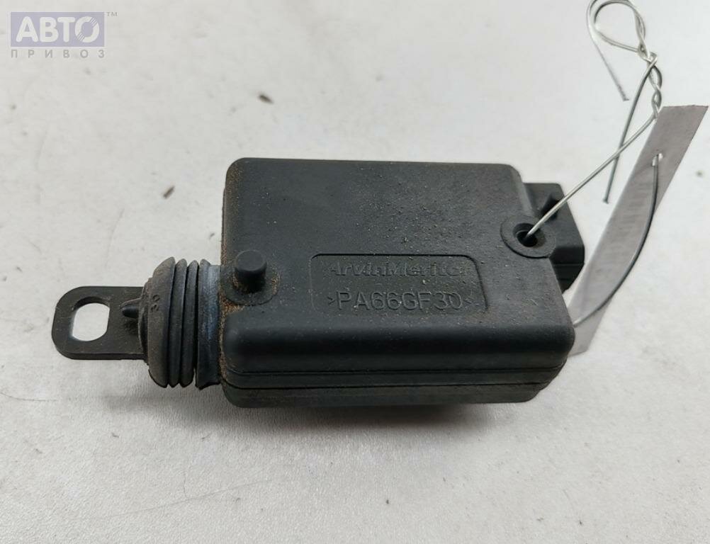 Активатор (привод) замка двери передней правой Dacia (Renault) Logan