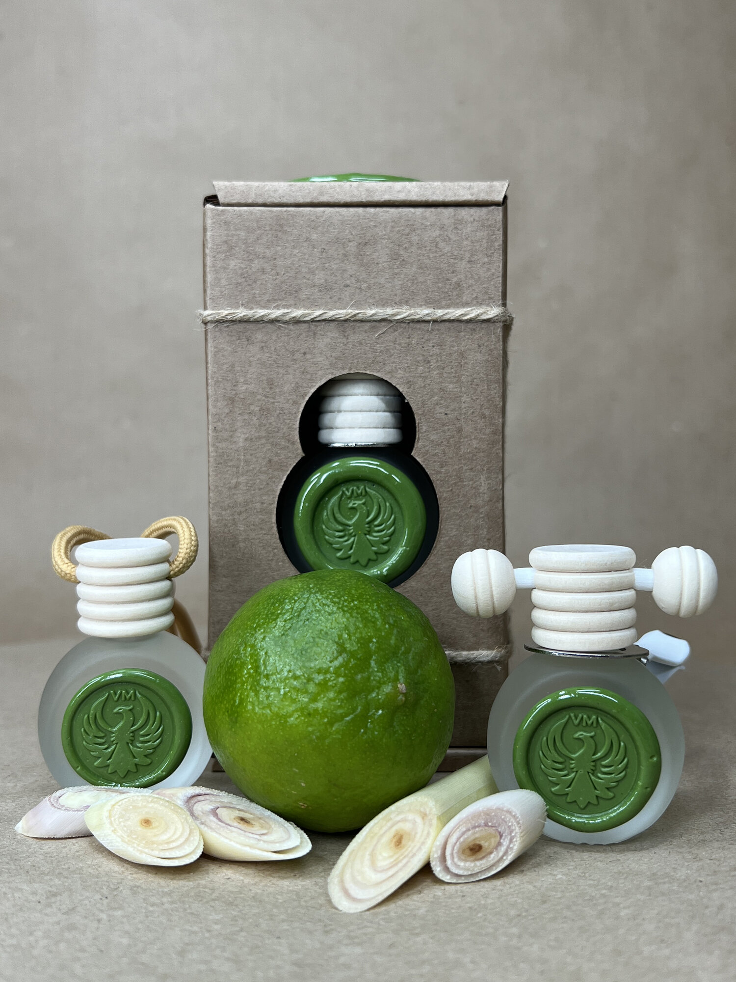 Экологичный ароматический диффузор Vegan Mix aroma с ароматом бергамота и лемонграсса 10 мл