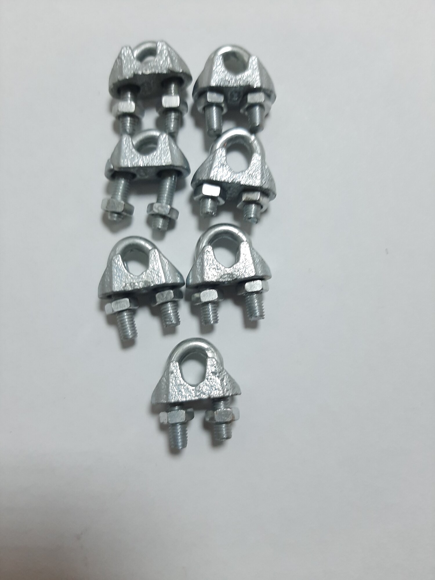 Зажим для троса оцинкованный 6мм, в комплекте 7 штук.