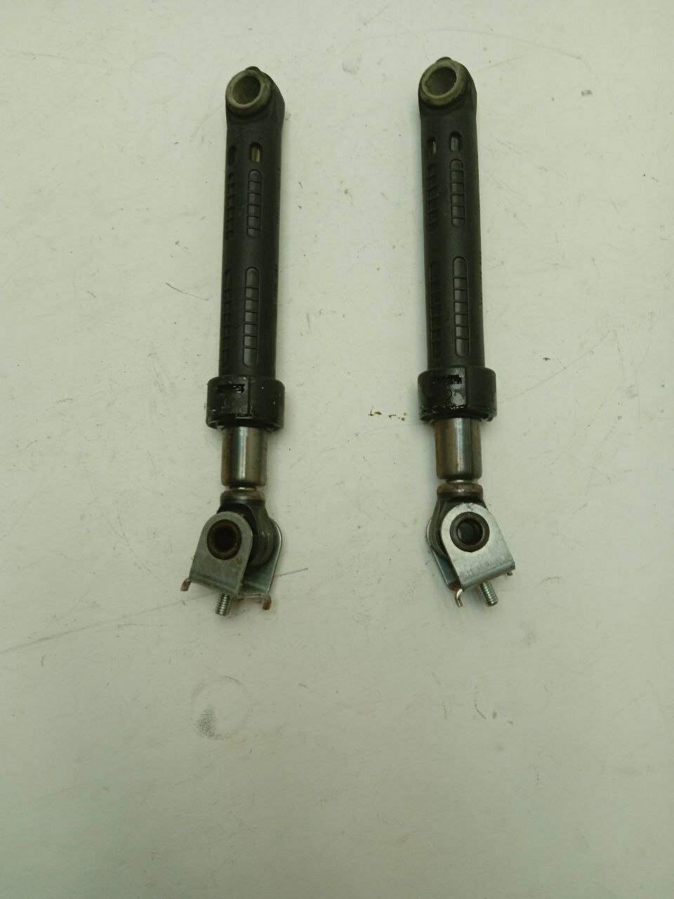 ZWS2101 кт9 Амортизаторы для стиральной машины AEG Electrolux Zanussi 1552378000 б/у