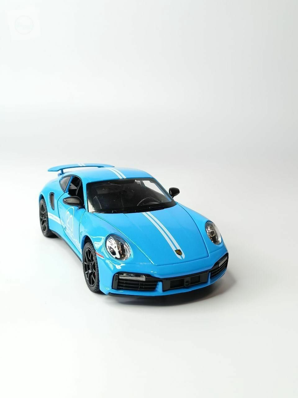 Коллекционная машинка игрушка металлическая Porsche 911 Turbo S 1:24 светло-синий