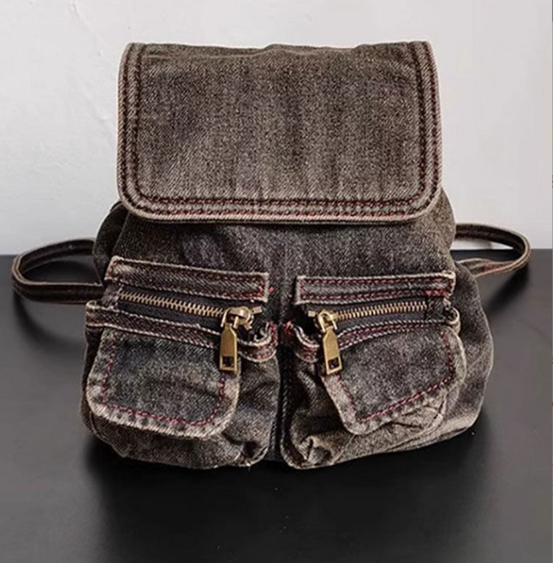 Мини-рюкзак женский джинсовый черный маленький городской рюкзачок с кармашками