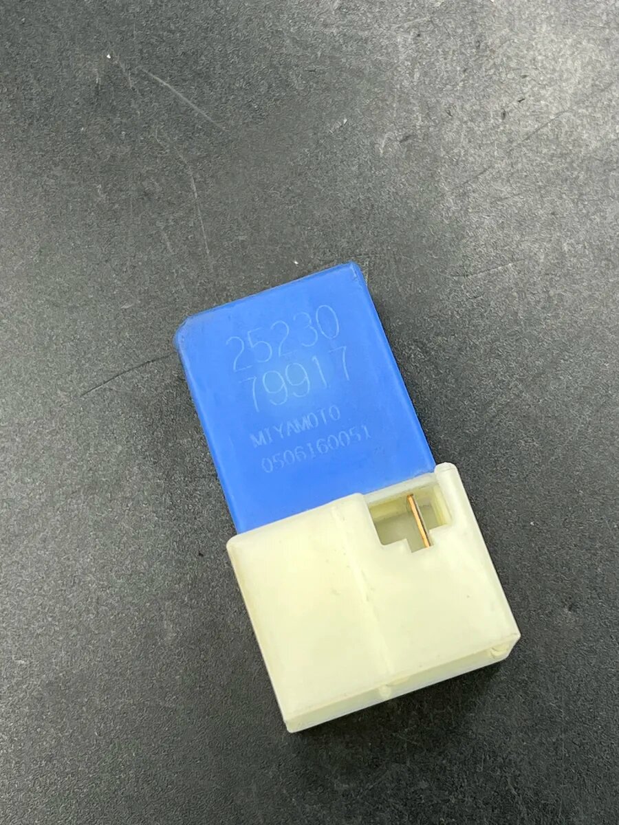 Реле фар Б/У