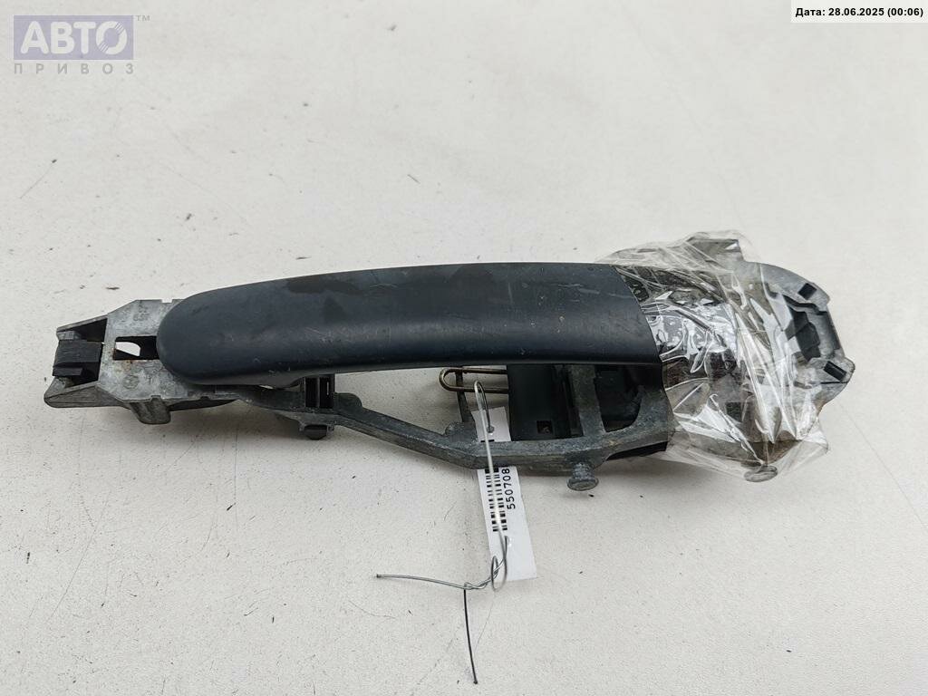 Ручка двери наружная передняя левая Volkswagen Golf-5