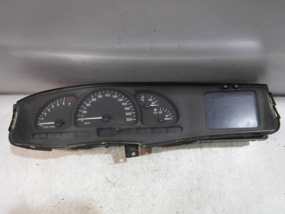 Панель приборов Opel Vectra B 1256539