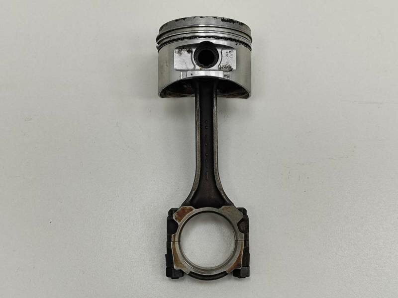 Поршень с шатуном Nissan Almera Classic B10 2006-2013