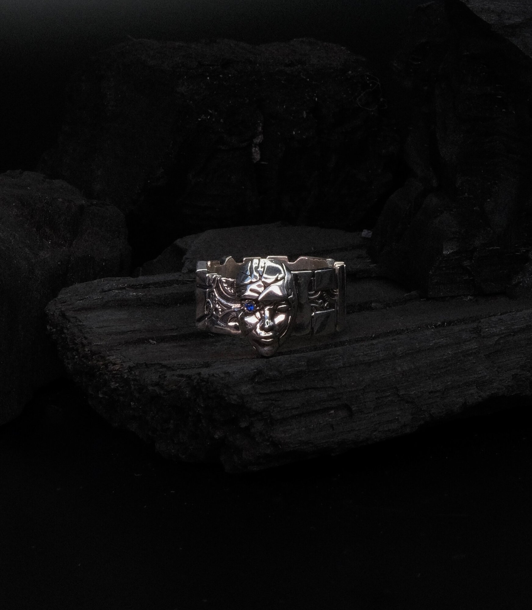 Печатка, серебро, 925 проба, сапфир