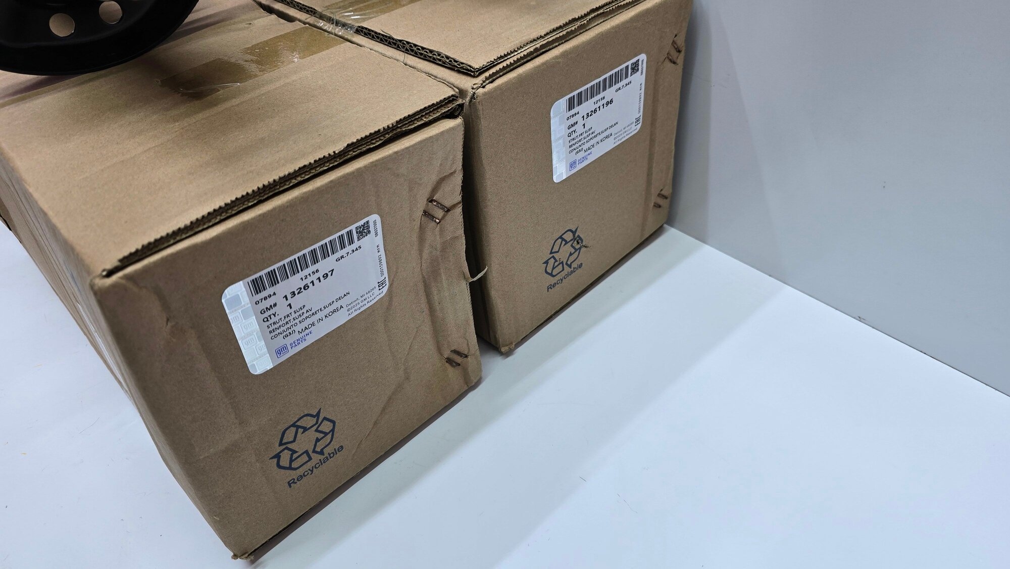 Амортизатор передний левый, правый (комплект 2 штуки) Орландо