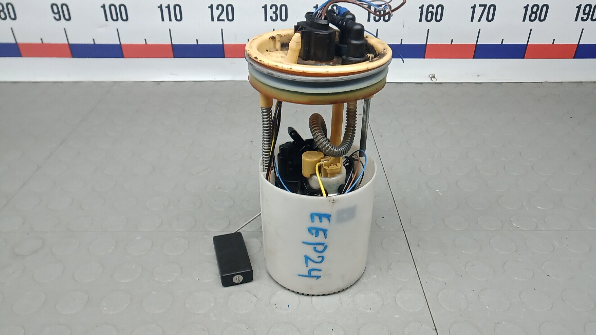 Насос топливный электрический VOLKSWAGEN POLO 5 (6R)