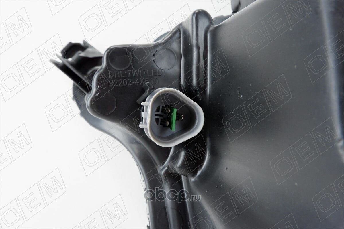 Фара противотуманная правая Kia Rio 3 QB 2015-2017, светодиодные ДХО (LED)