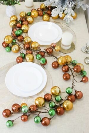 Гирлянда из шаров 4-6 см новогодний каскад: лесной, пластик, 180х14 см, Winter Deco 1100578