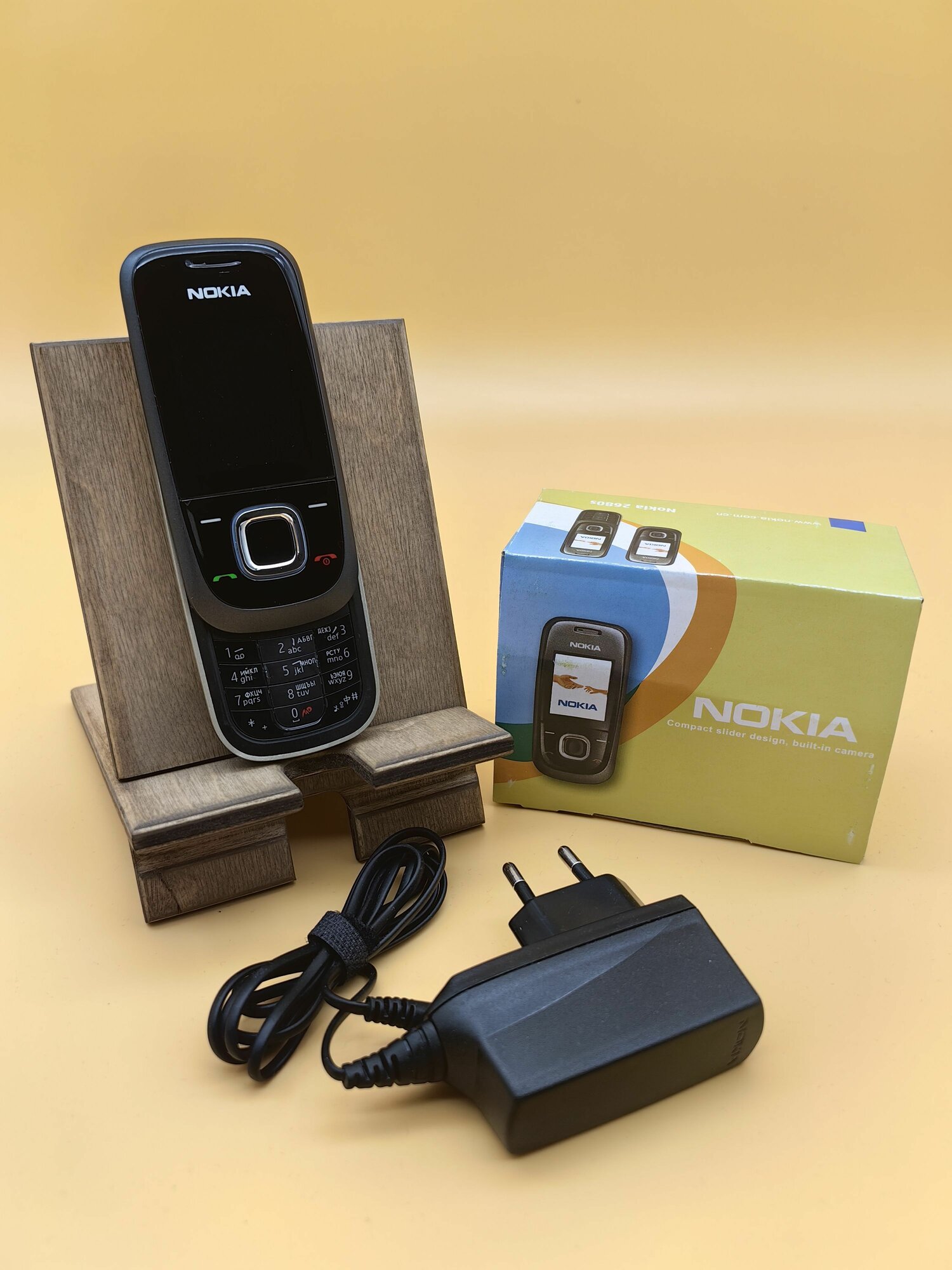 Мобильный кнопочный телефон слайдер Nokia 2680 Slide, Черный