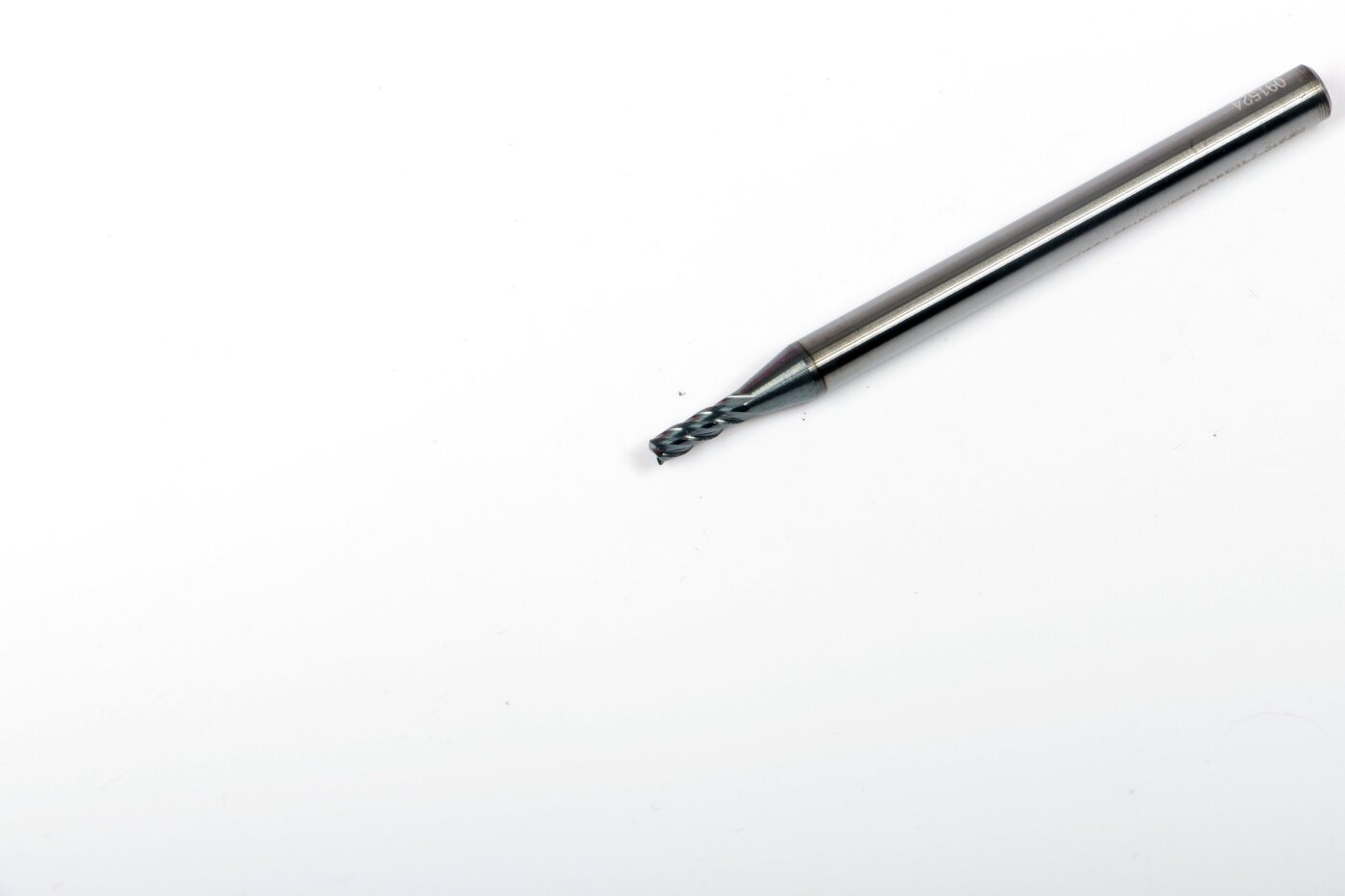 Фреза Эквивалент EMG45 MH04-P0200A04M35R02N, цилиндрический хвостовик, твердосплавная