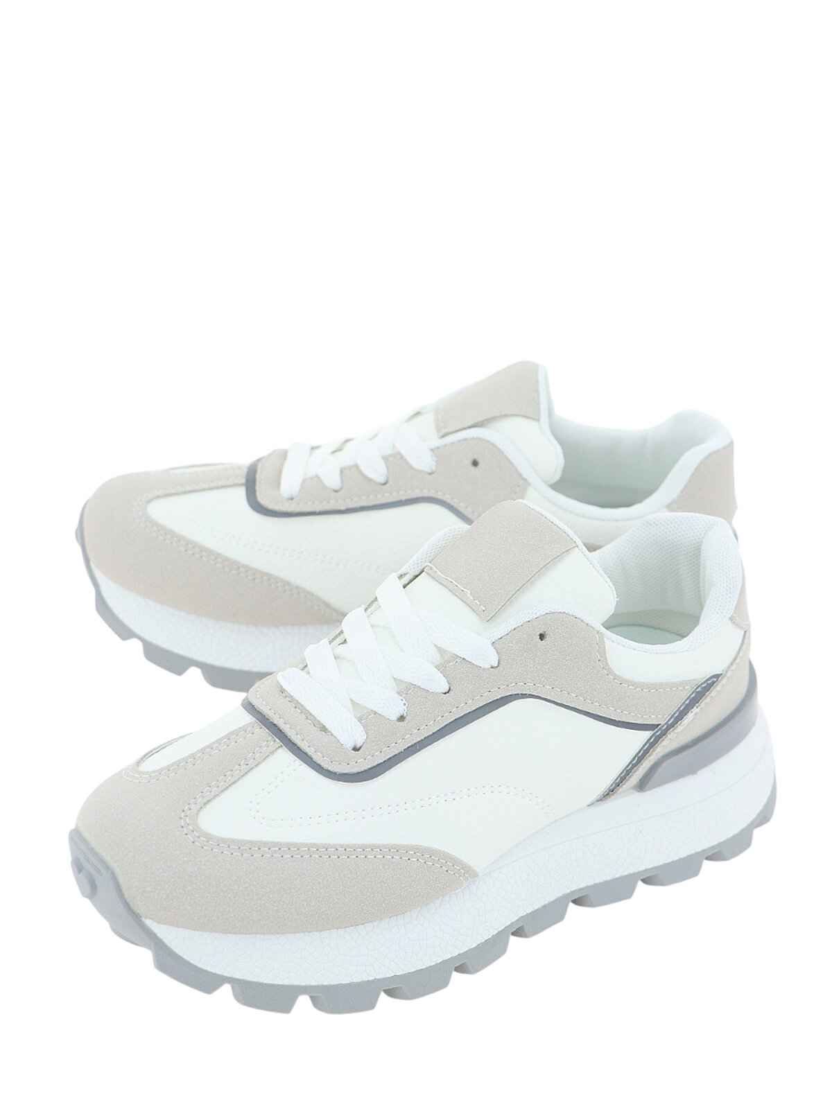 Кроссовки повседневные