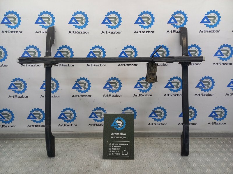 Б/У Рейлинги (релинг) к-кт (планки на крышу) Nissan Navara D40 / Ниссан Навара D40 3.0 V9XA661 231 Л.С дизель 2010