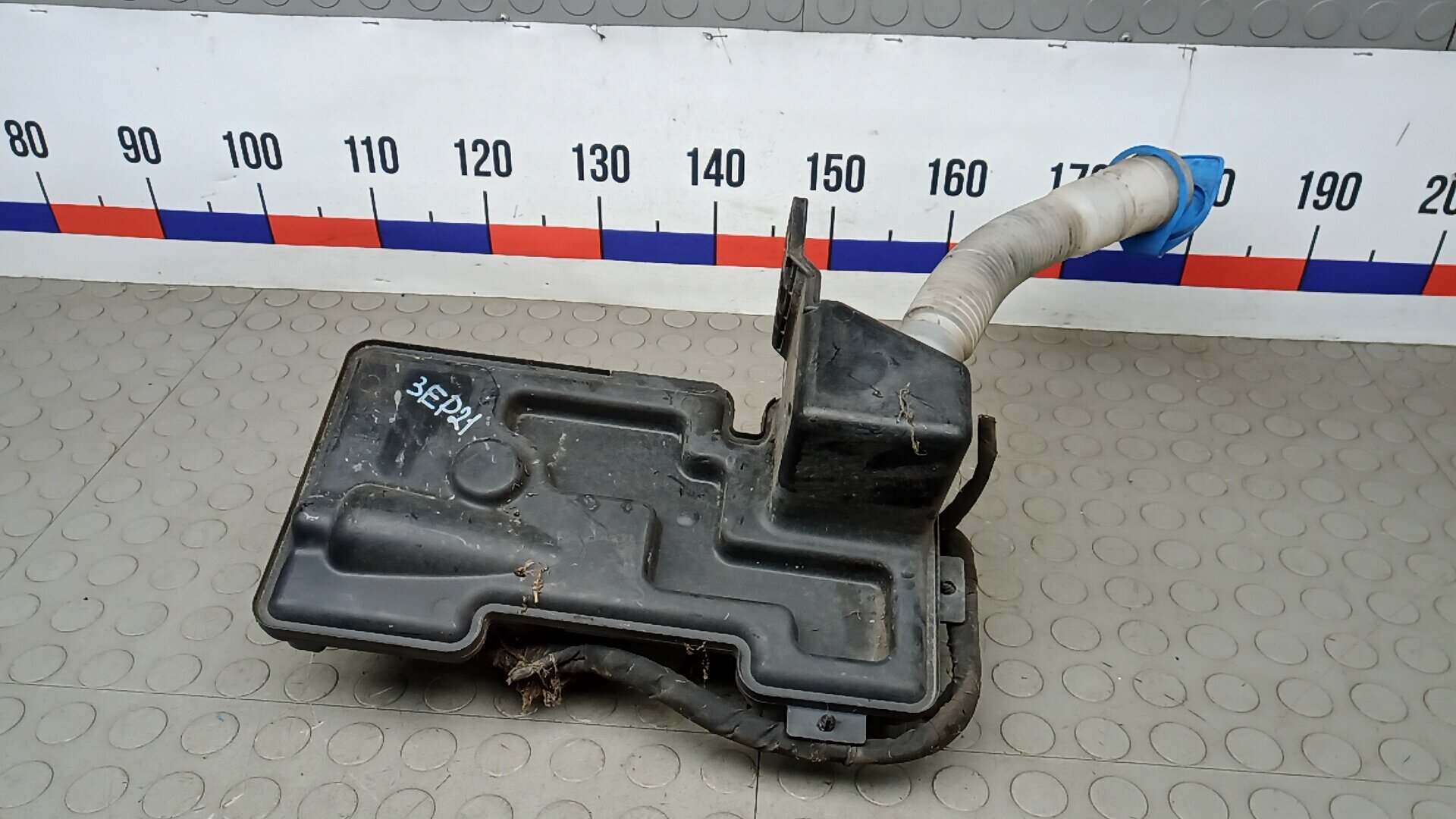 Бачок омывателя VOLKSWAGEN TIGUAN 1, Номер 5N0955453A