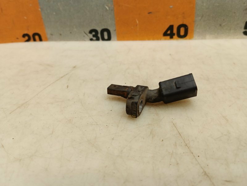 Б/У Датчик ABS передний Skoda Rapid 1 Лев. 423539 VAG арт. WHT003861