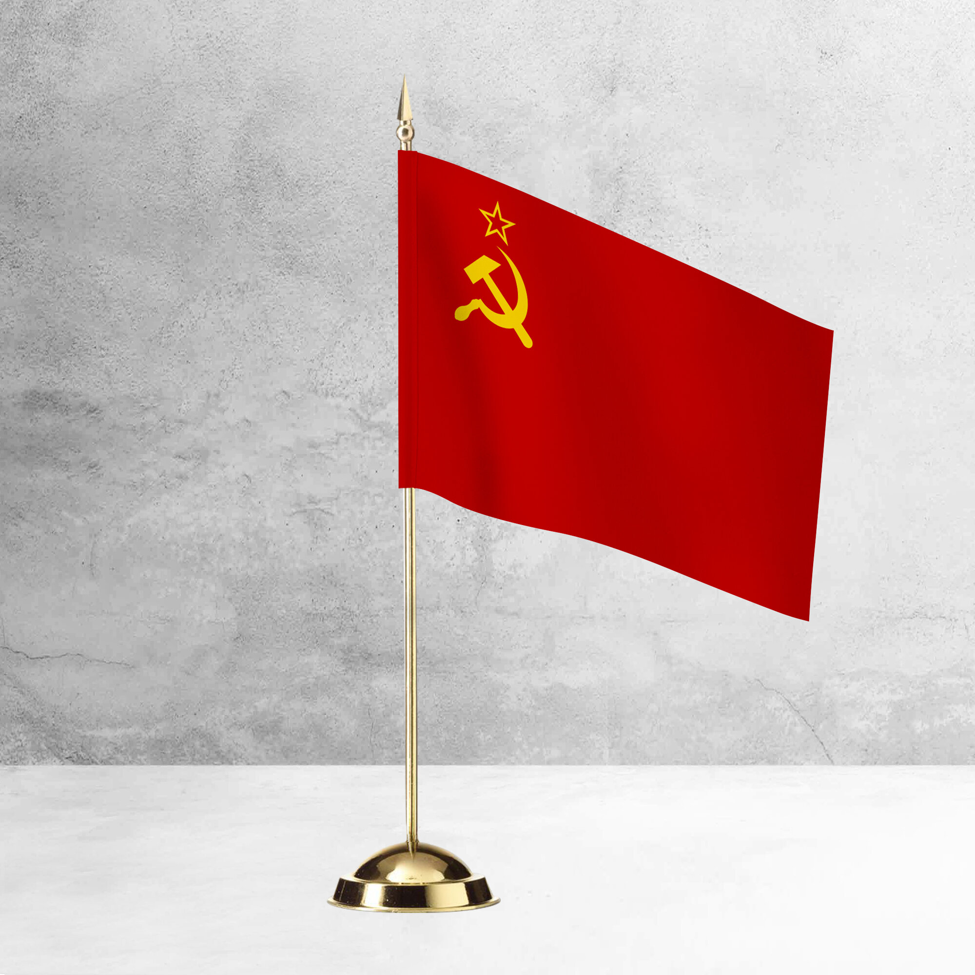Настольный флаг СССР на пластиковой подставке под золото