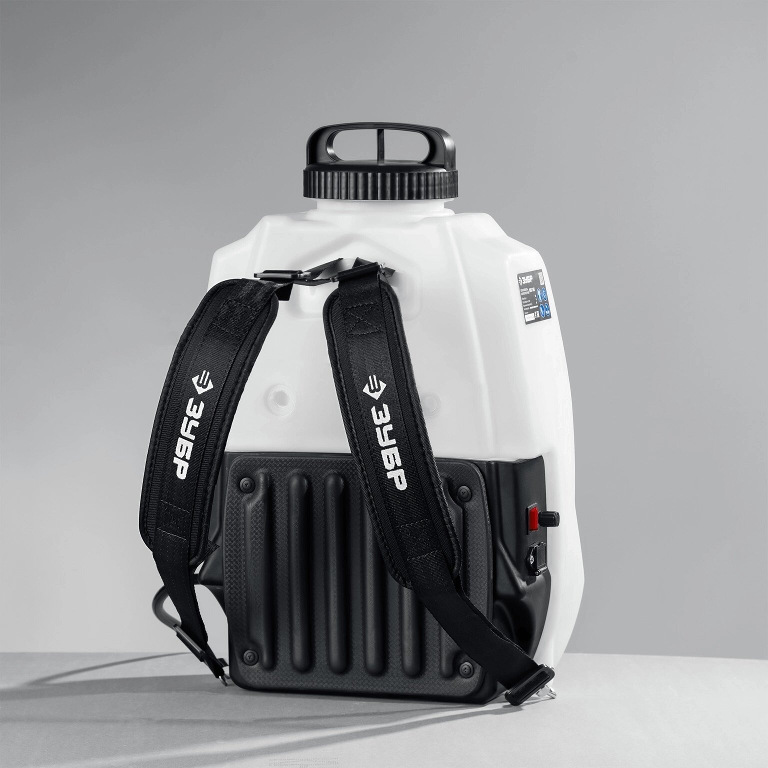 Аккумуляторный опрыскиватель ЗУБР ОПС-16К