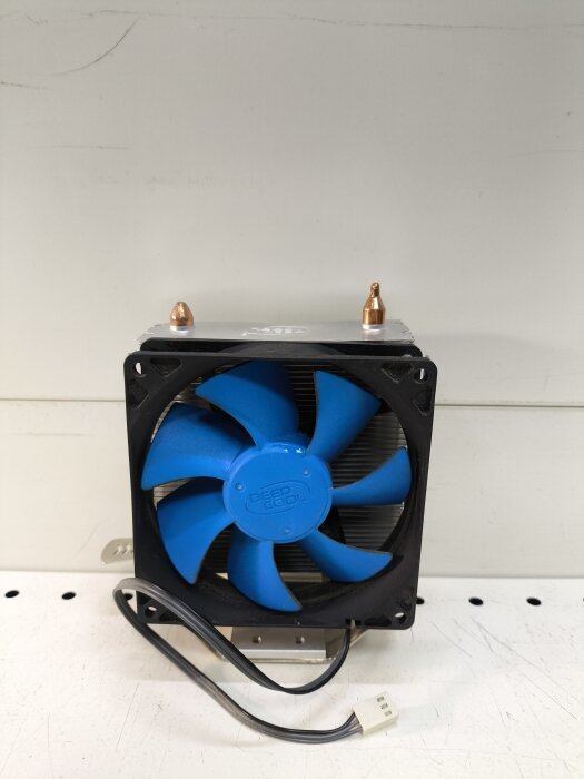 Кулер CPU DEEPCOOL ICE BLADE 100 универсальный 92W 32dB 2200 rpm 92мм 3pin Cu+ Al