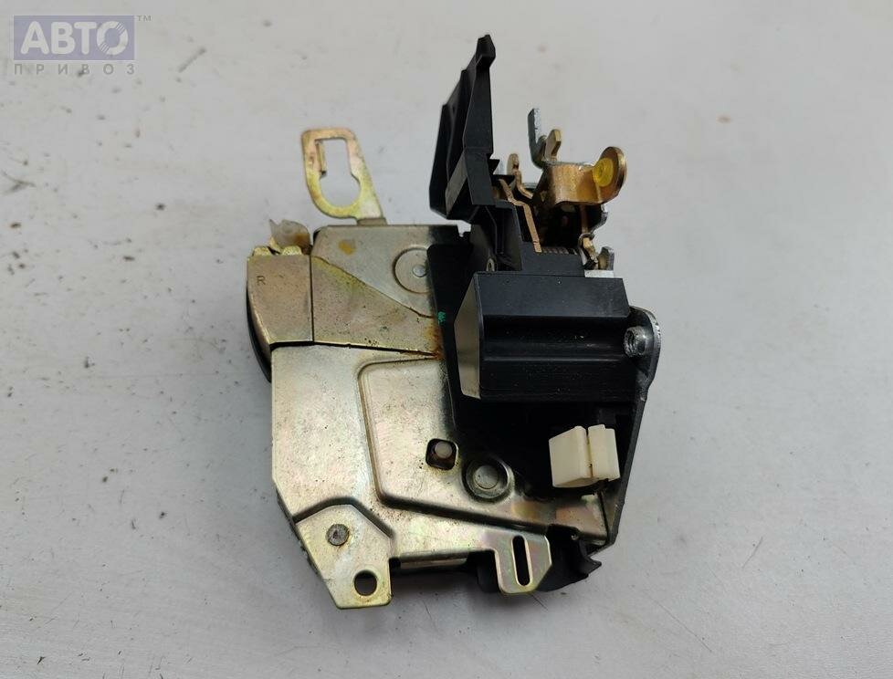 Замок двери передней правой BMW 3 E36 (1991-2000)