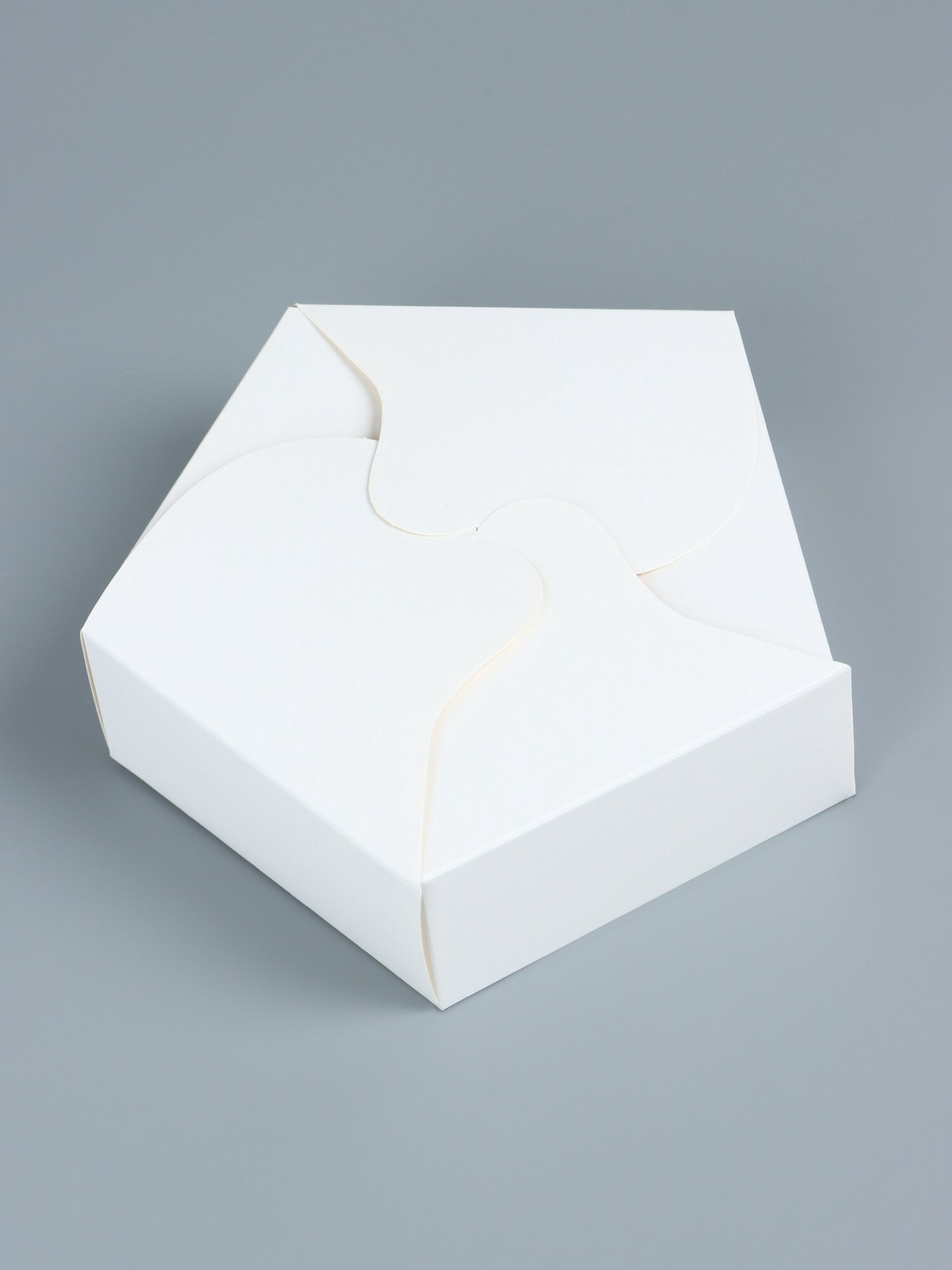 Коробка для выпечки Upak Land, 6 капкейков, белая, 18x18x5 см