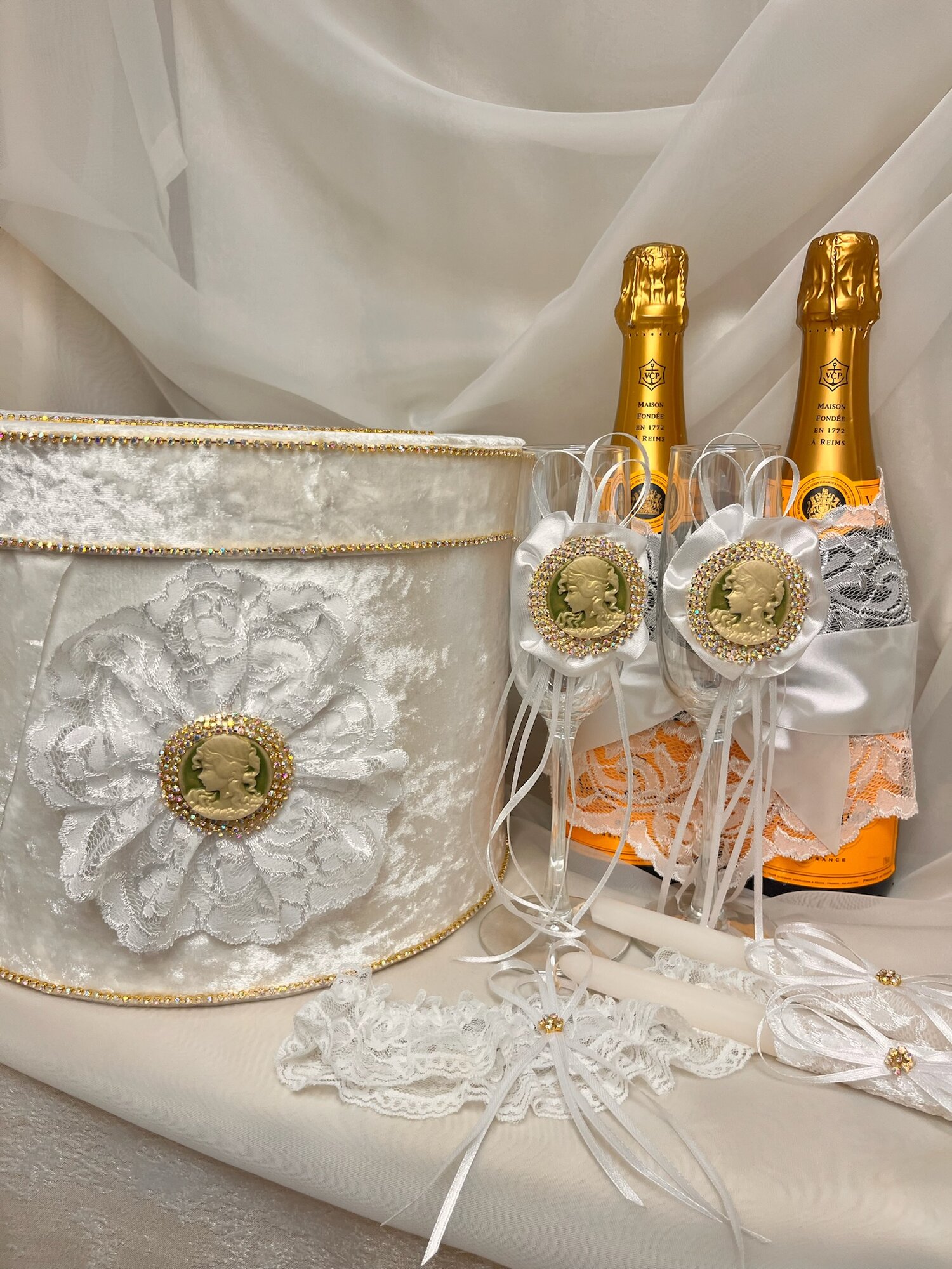 Набор молодых для свадьбы