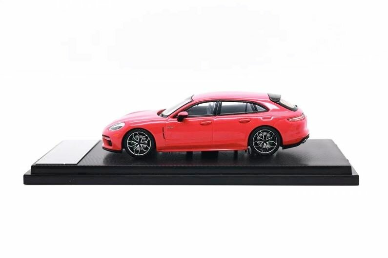 Коллекционная машинка Liberty64 1:64 Porsche Panamera Sport Turismo Turbo S rose red