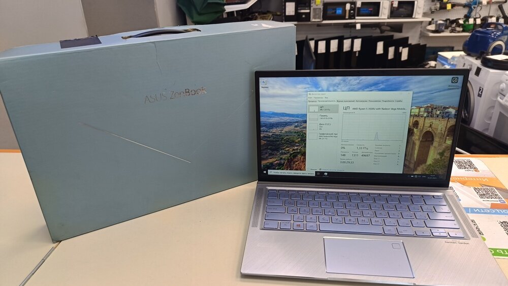 Ноутбук ASUS / Zenbook 14 Ryzen 5 3500U , UM431D, б/у, уценка