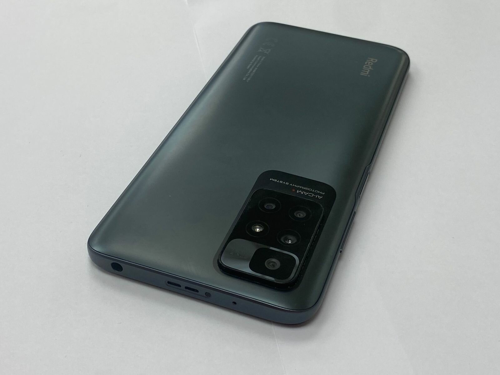 Смартфон Xiaomi Redmi 10 2022 4/64 ГБ RU, Dual nano SIM, серый карбон, (Б/У), уценка