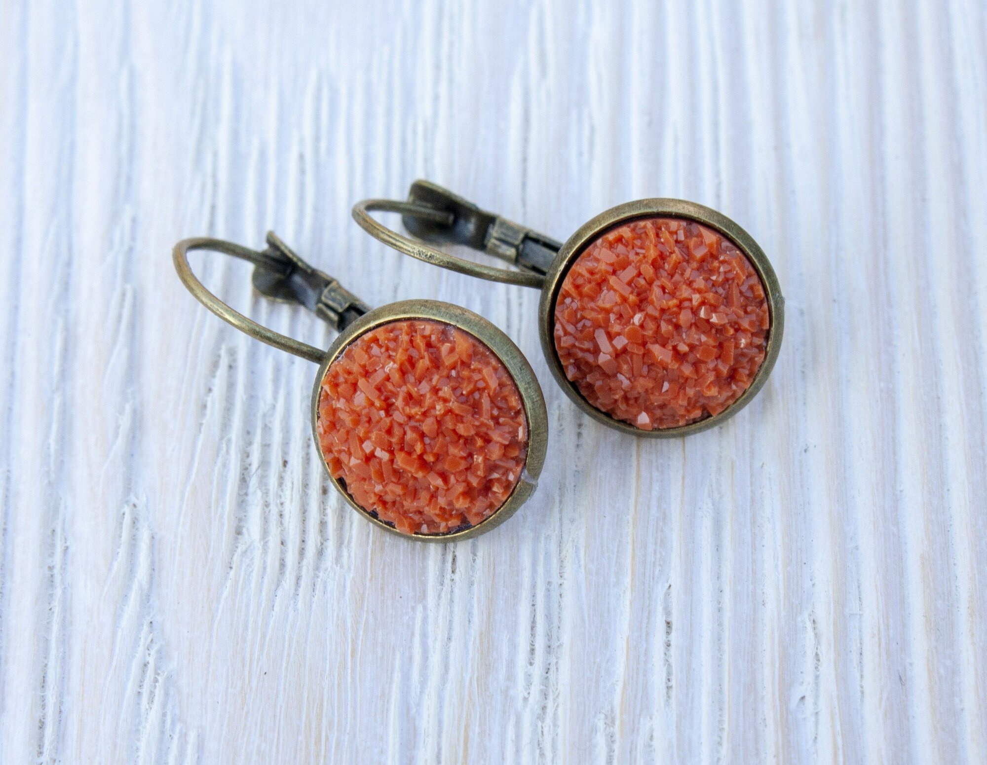 Серьги "Осколки" круглая вставка 12 мм, замок левербек, оранжевый матовый