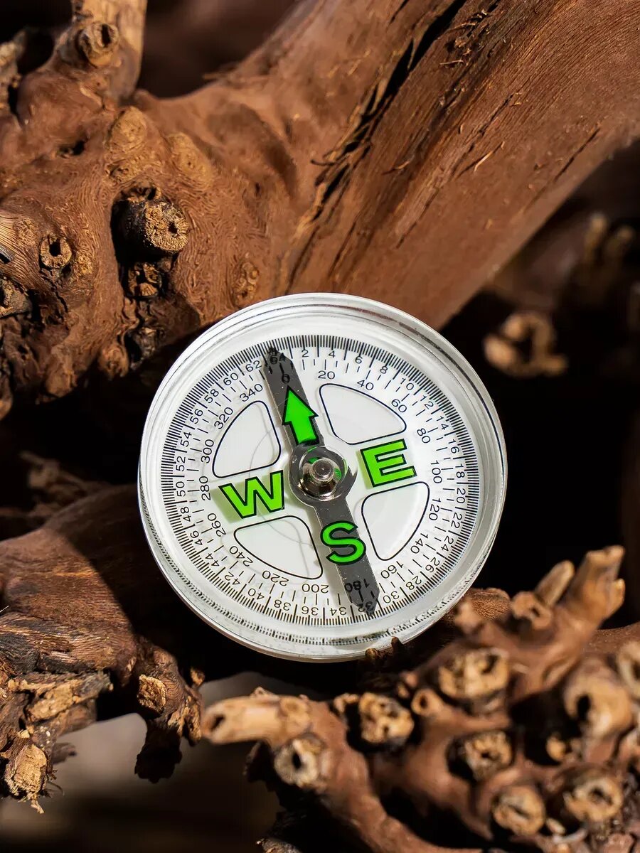 Компас туристический жидкостный