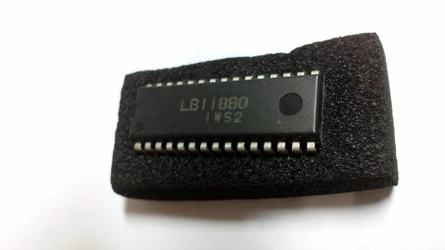 1003-001318 IC-Motor Driver; LB11880 , DIP,30P,417MIL Микросхема арт. 1422