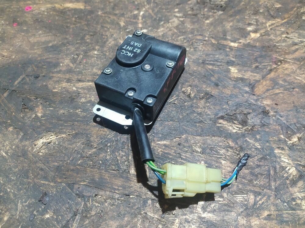 Моторчик заслонки отопителя Kia Spectra I рестайлинг 2 (2004 2011) Б/У с пробегом