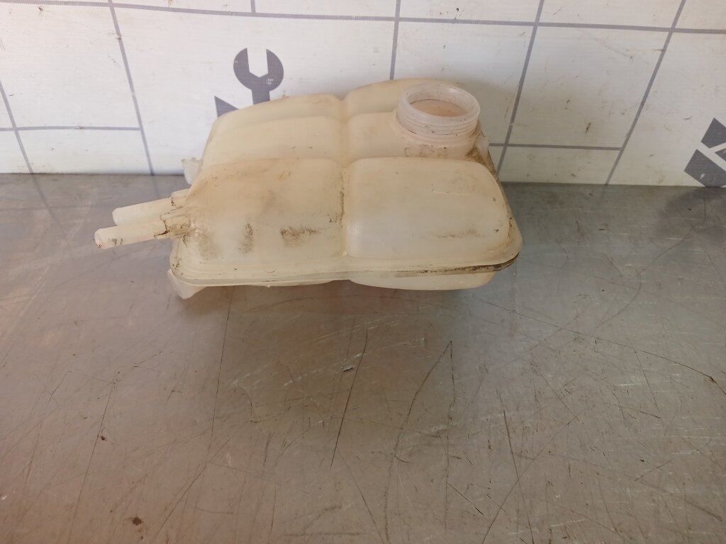 Бачок расширительный Ford Focus 2 05-08