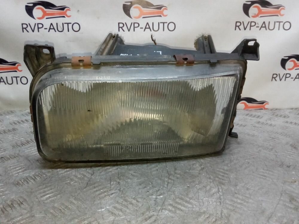 Фара левая Volkswagen Passat B3 1988-1993 357941017