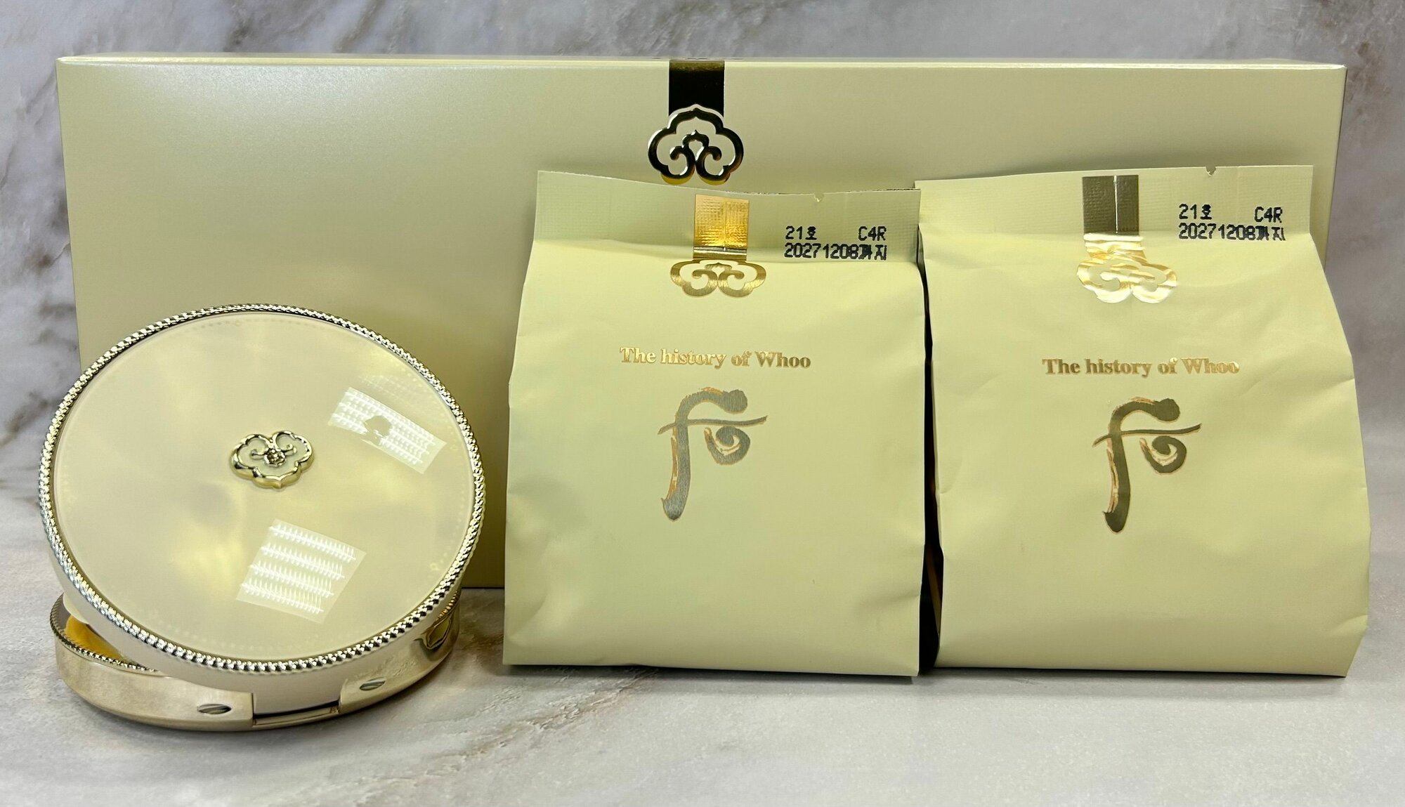 Антивозрастной кушон The history of whoo Luxury Golden (21 тон)