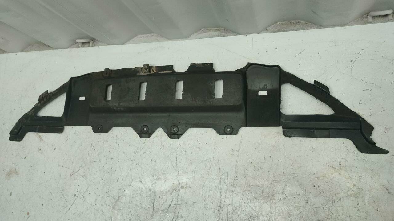 пыльник двигателя Chevrolet Cruze 2010