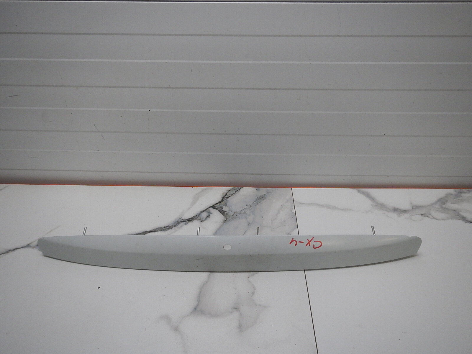 Б/У Накладка двери багажника, Suzuki (Сузуки)-SX4 (06-) SUZUKI SX4 (06-) Царапины, следы от самореза. 623316 SUZUKI арт....